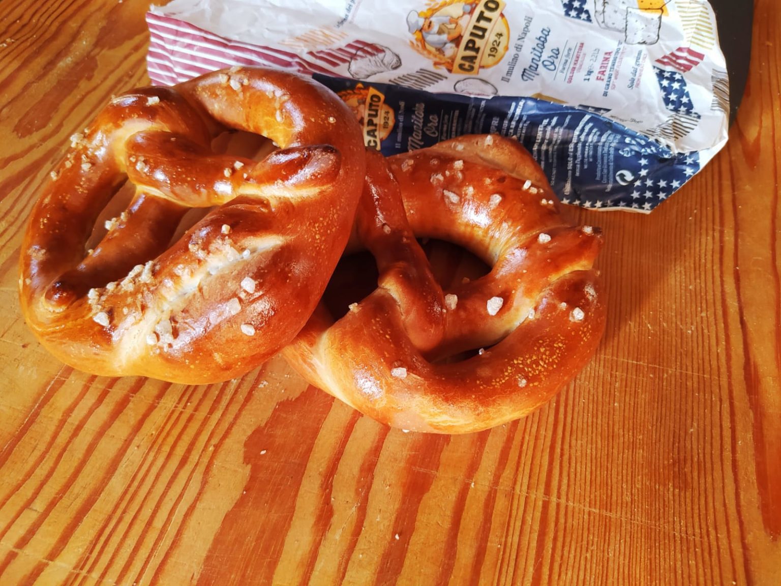 Bretzel Recipe | The recipe of the typical German bread - Sapori Our